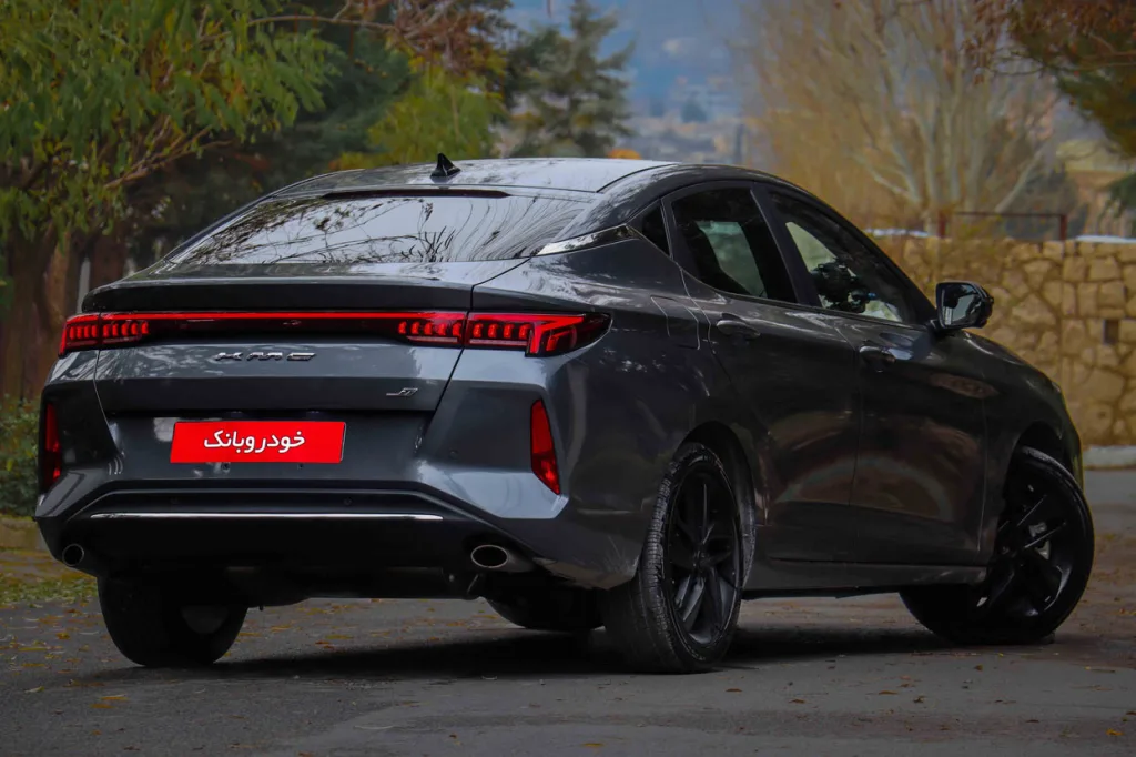 بررسی کامل خودروی کی ام سی J7: مشخصات فنی، امکانات و نقاط قوت و ضعف - فروشگاه اینترنتی لئون تک